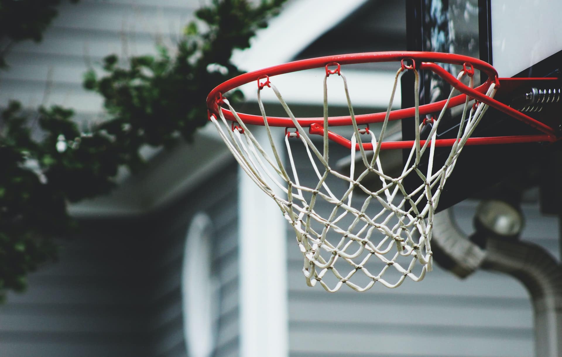 How to Install a Basketball Net in 5 Easy Steps | Hoops Addict